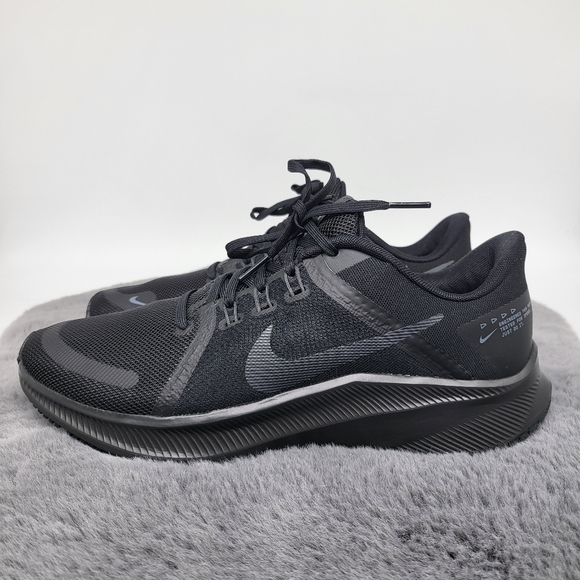 Nike | Shoes | Nike Mens Quest 4 Running Shoes | Poshmark